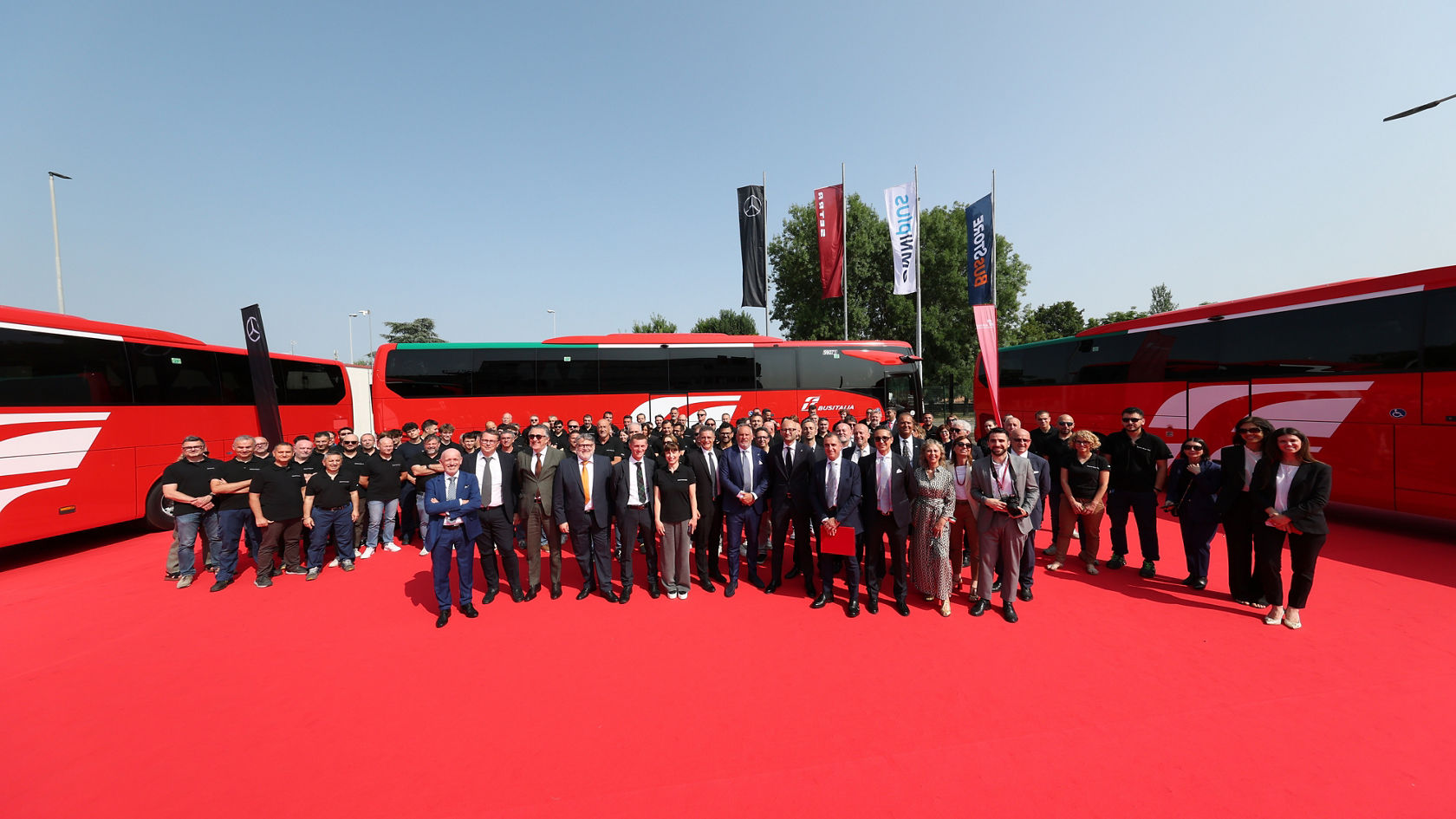 Grote opdracht: 111 bussen voor Busitalia. | Mercedes-Benz Buses België