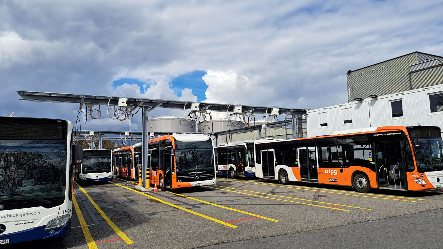 European top model. | Mercedes-Benz Buses International