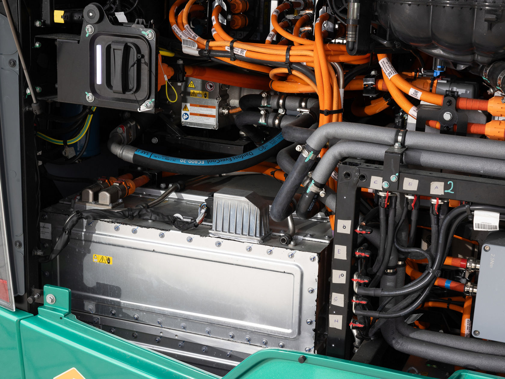 World premiere of the electric intercity bus. | Mercedes-Benz Buses ...