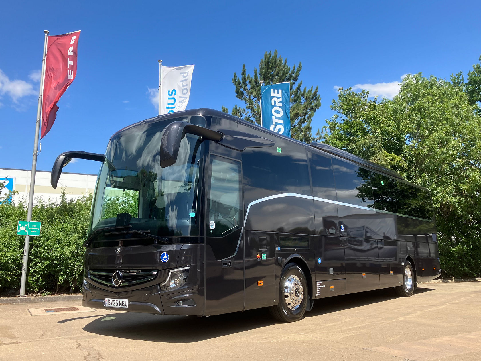 One new Mercedes‑Benz Tourismo enters the fleet at Eminence Travel ...